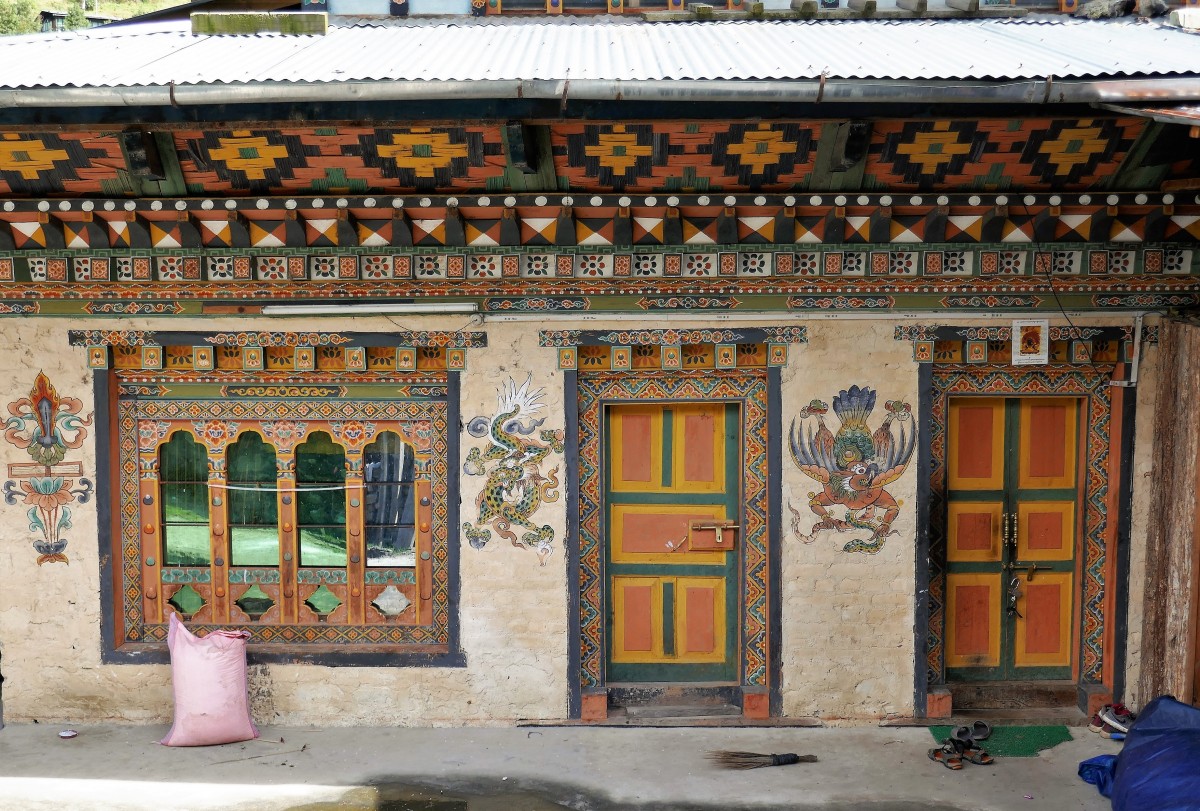 Zdjęcia: Gdzieś po drodze, Bhutan środkowy, W Bhutanie wszystkie domy ...