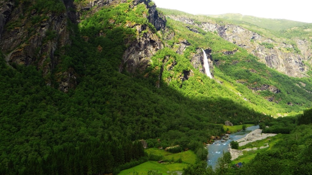 Zdjęcia: trasa kolejki flamsbana Myrdal - Flam, Norwegia południowo ...