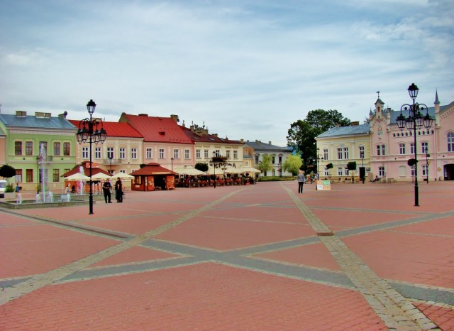 Zdjęcia: Sanok, województwo podkarpackie, Sanok-rynek, POLSKA
