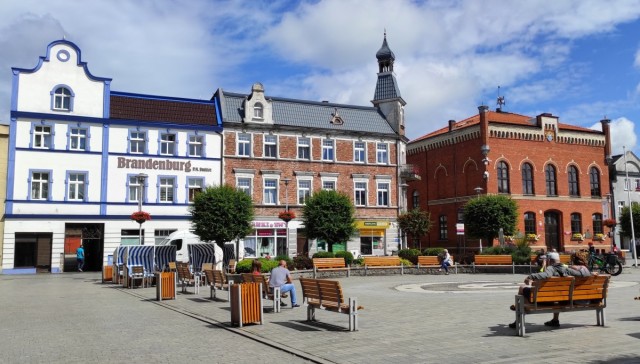 Zdjęcia: Puck, pomorskie, Na Rynku w Pucku, POLSKA