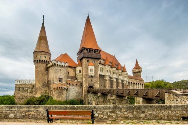 Zdjęcia: Hunedoara., Transylwania, Ławeczka z widokiem, RUMUNIA