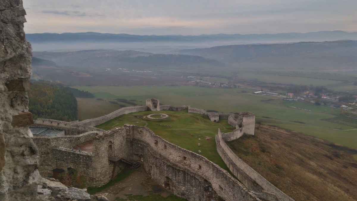 Zdjęcia: spisz , zamek Spisz , widok z baszty z zamku , SłOWACJA