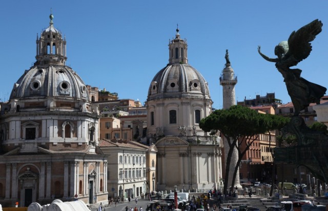 Zdjęcia: Piazza Venezia (Plac Wenecki), Rzym, Pod okiem aniołów, WłOCHY